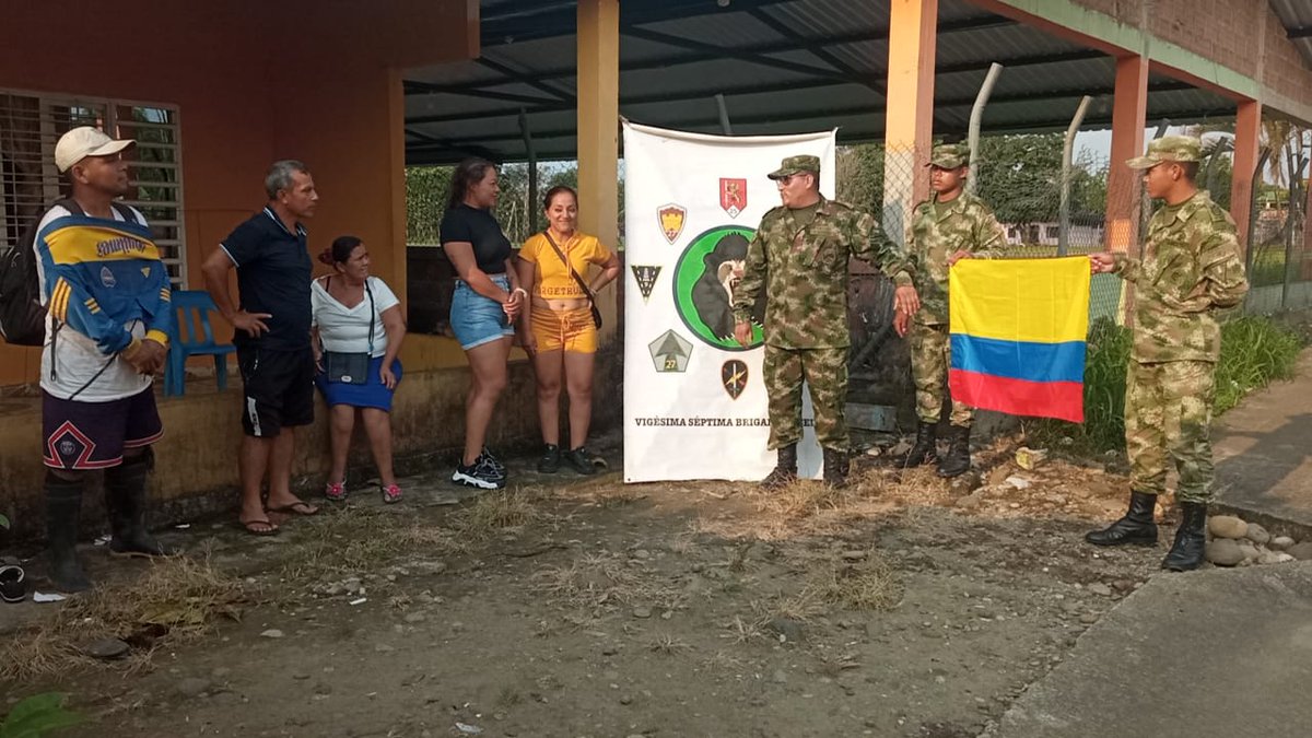 Sexta División del Ejército Nacional on Twitter: "En el barrio 12 de Octubre del municipio de ...