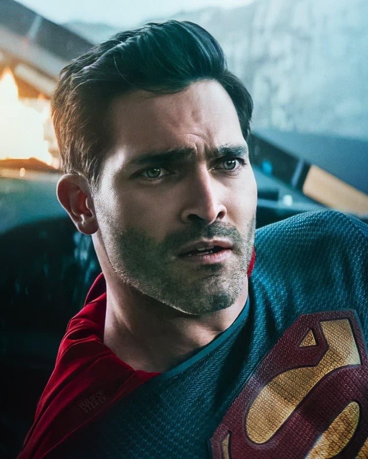 SKINS on Twitter: "RT @SupermanEnjoyer: I will always be an advocate for bearded Superman 🙏🙏"