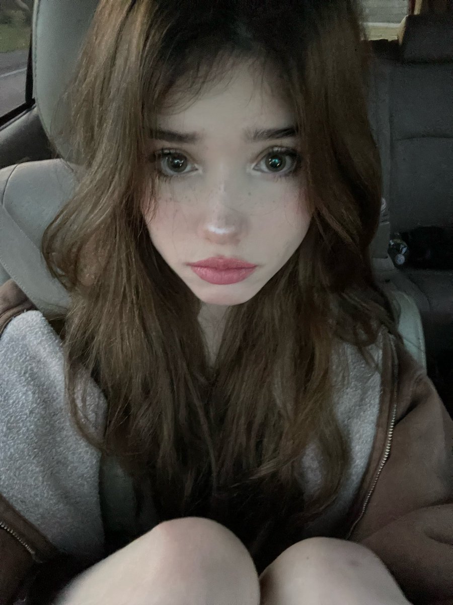 Emmy On Twitter yo Solo Quiero Darte Un Beso emmy-on-twitter-yo-solo-quiero-darte-un-beso