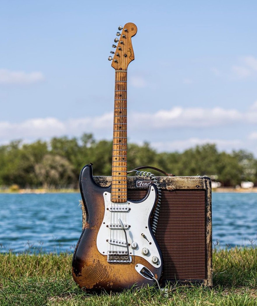 Fender Stratocaster Sunburst Wallpaper