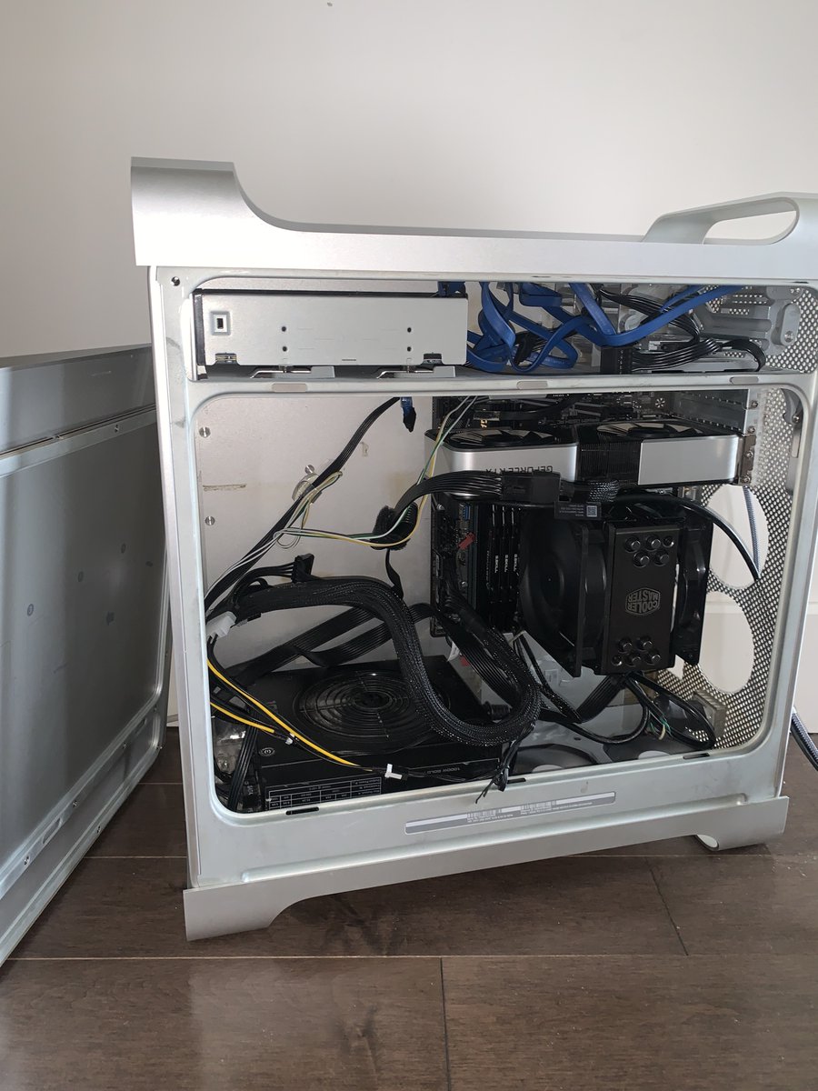 CPLepage on Twitter: "Got you! I stripped the whole inside and installed an @intel i7-10700k and ...