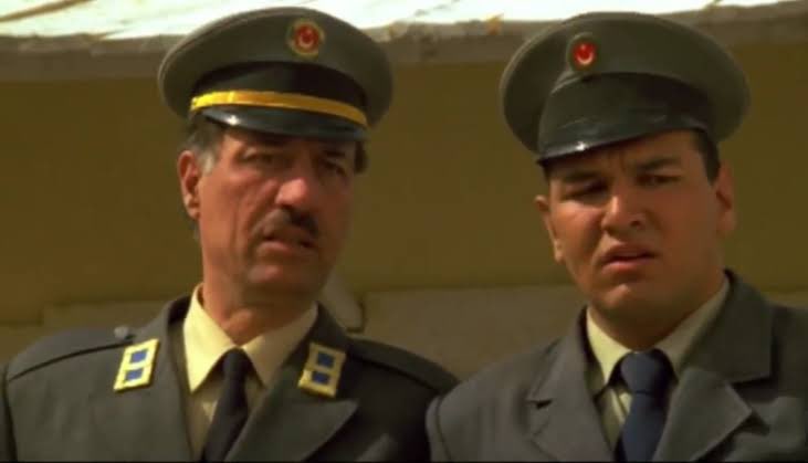 Ali Sunal, 22 Eylül 1977, İstanbul doğumlu tiyatro, sinema ve dizi ...