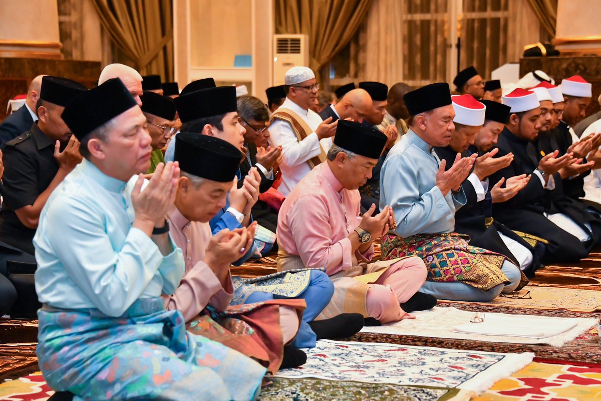 Pejabat Perdana Menteri Malaysia on Twitter: "YAB Dato’ Seri Anwar Ibrahim menghadiri majlis ...