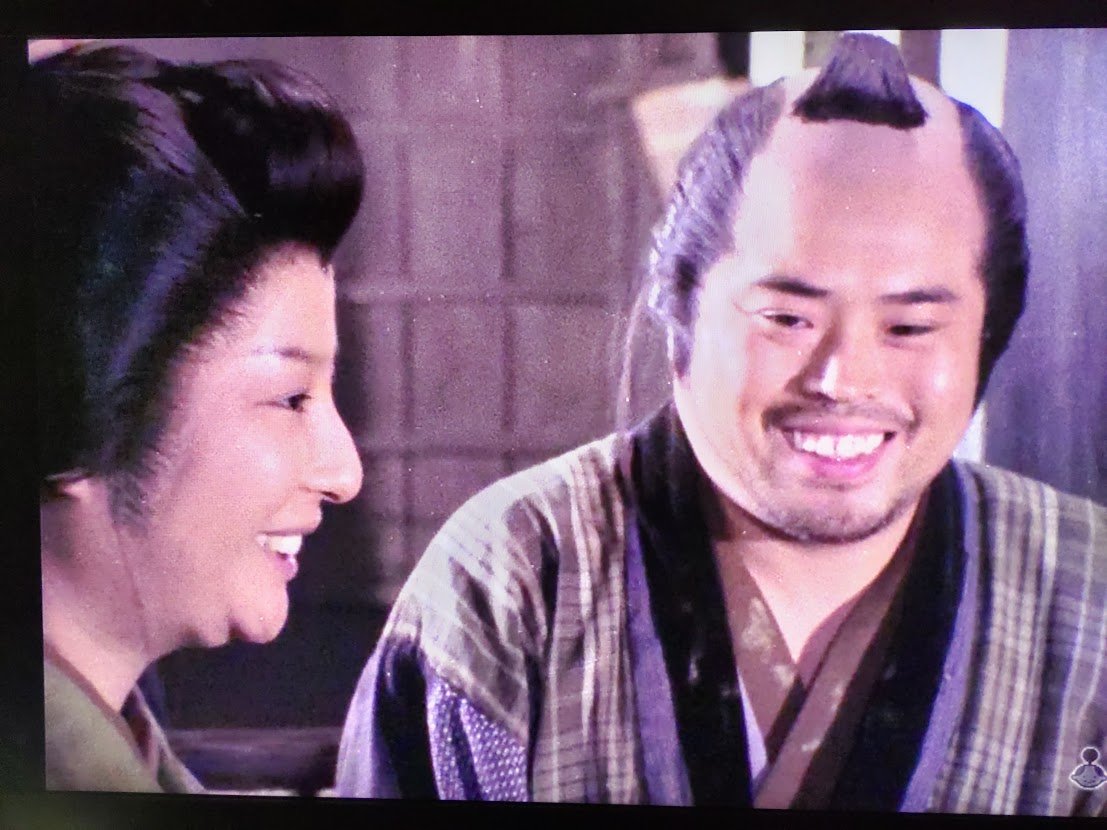 エテキチ On Twitter 簡単紹介です。幻之介世直し帖 15 くの一地獄変 より、綺麗な悪いくノ一 おしの役 川崎あかねさんです。待ち合わせする乾幻之介役 小林旭さんに粥を振る舞い