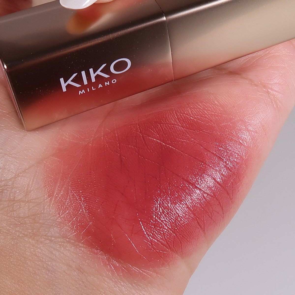 #หนัมว่าดี on Twitter: "RT @parkropreview: Kiko อีกรุ่นที่สีสวยมากกกก เป็นเนื้อครีม ปาดง่าย ทา ...