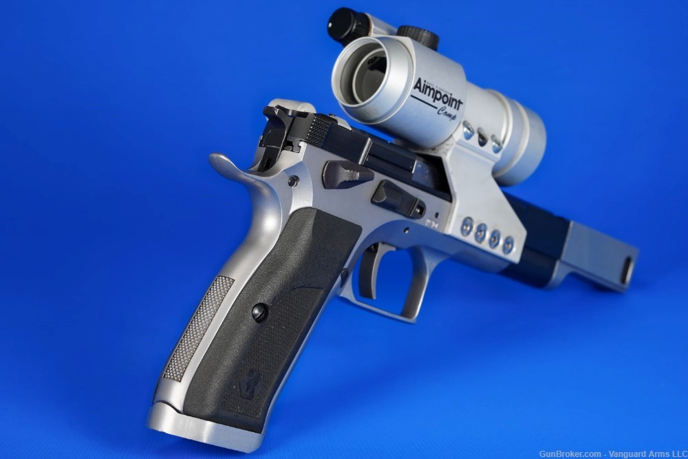 AutoMagArchive on Twitter: "Sphinx AT2000 Grand Master"