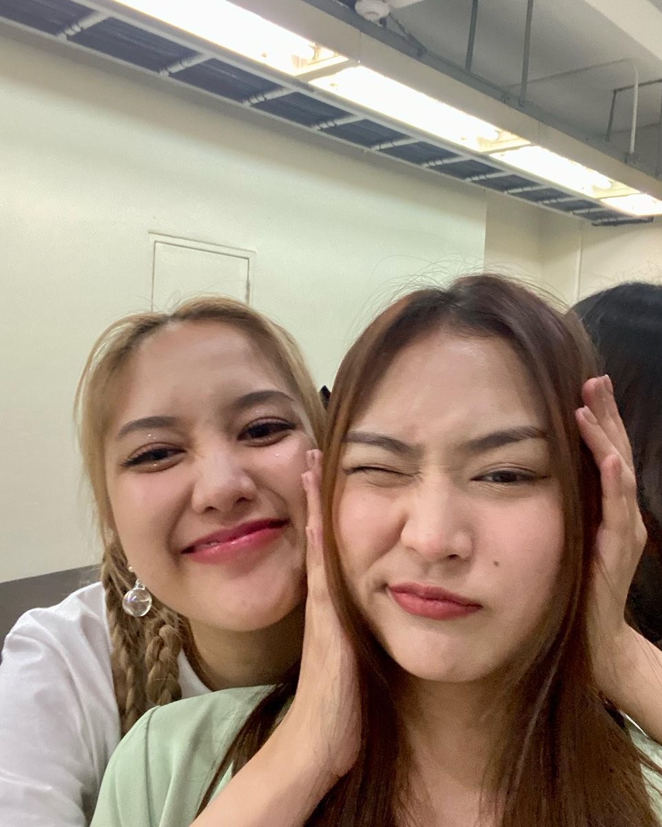 Freen | Becky ™ on Twitter: "📸 | Freen via tongtongthan on Instagram 🔗:https://instagram.com/p ...