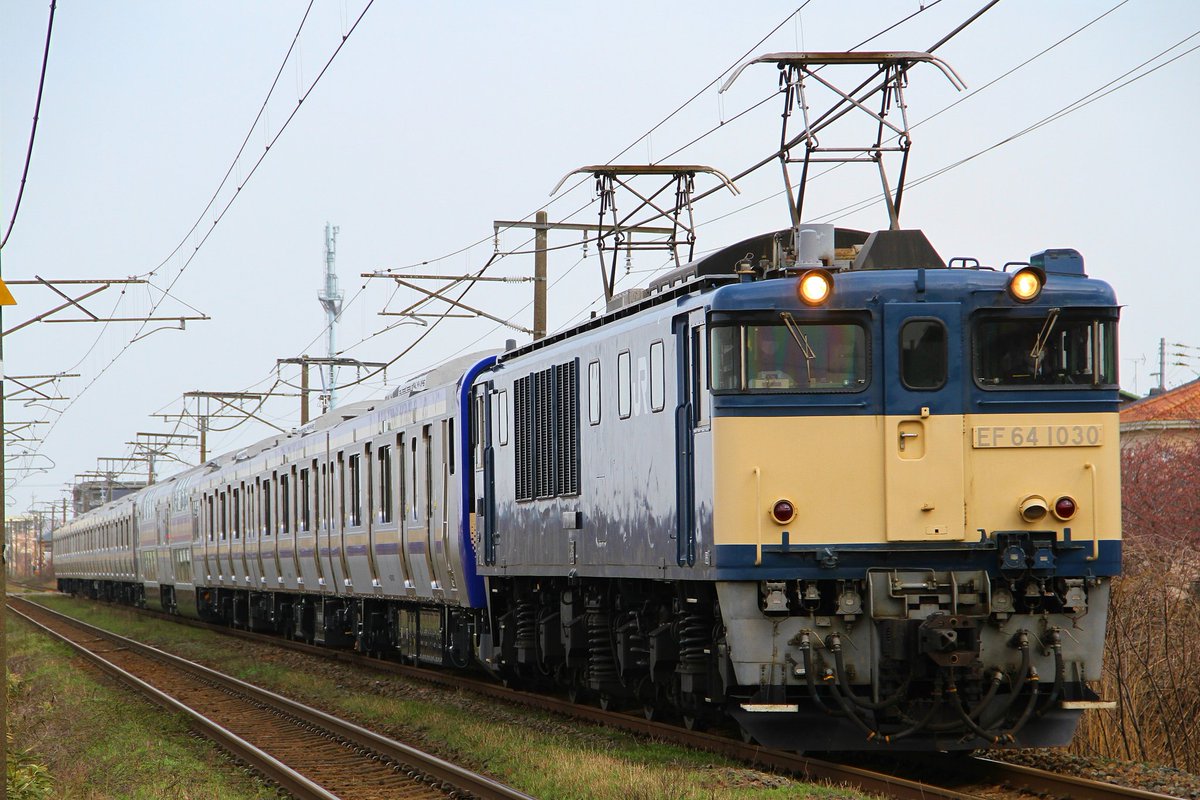 夕 ヌ キ 鐵 on Twitter: "今日の収穫 信越本線 配9728ﾚ 横須賀･総武快速線用 配給 EF64 1030 牽引 E235系 F-24編成 (横ｸﾗ)"