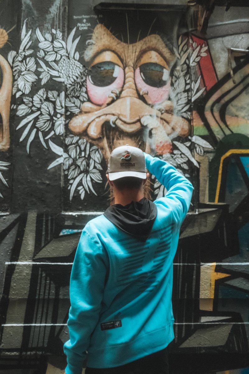 The head master overlooks the debut of a new pupil