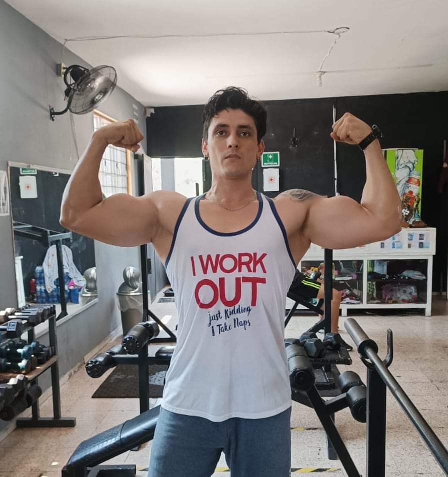 Chicos Tampico, Madero on Twitter: "Buenas madrugadas jeje les traigo a Oscar Salas 🔥😍😍😍😍, a ver ...