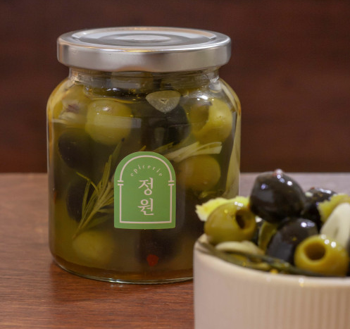 이장르저장르웨이 on Twitter: "올리브 필요하시면 여기서 구매해 드셔 보세요 선물용으로도 괜찮습니다 실제 올리브를 평생 피자 같은 외식으로만 섭취하시던 제 가좍께서 ...