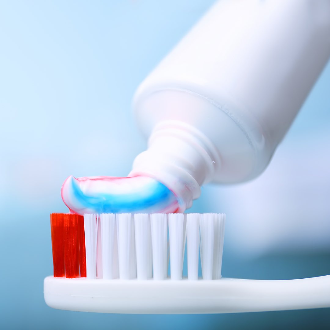 Toothpaste sucks! Modern toothpaste belongs in a trash can and there is ...