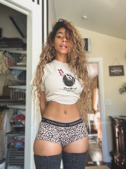 Tw Pornstars Helayna Marie Pictures And Videos From Twitter Page 3