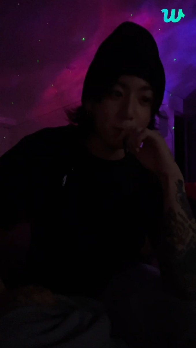 Bisexual Armys On Twitter Jungkooks Bisexual Lights