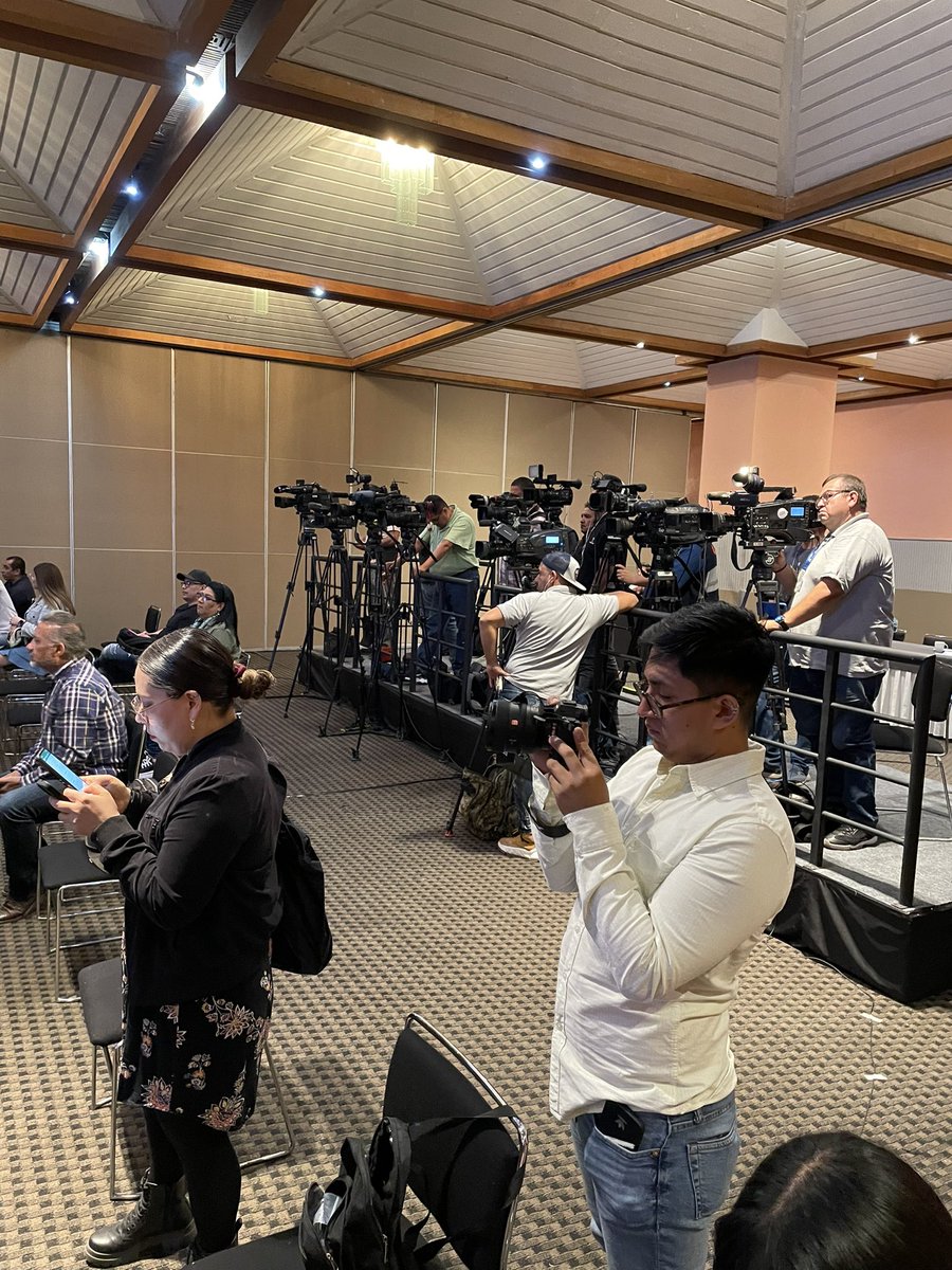 πππ―π’ππ« ππ¨π³ππ§π¨ π On Twitter β οΈ En La Conferencia De Prensa Que