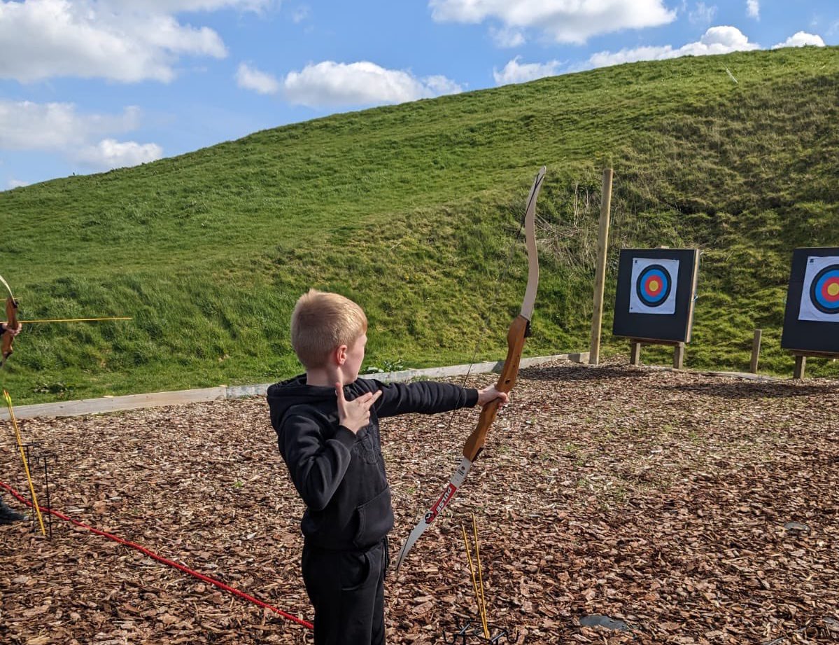 Cheam Fields Primary on Twitter: "RT @LEOforestschool: 🌳 Year 5 ...