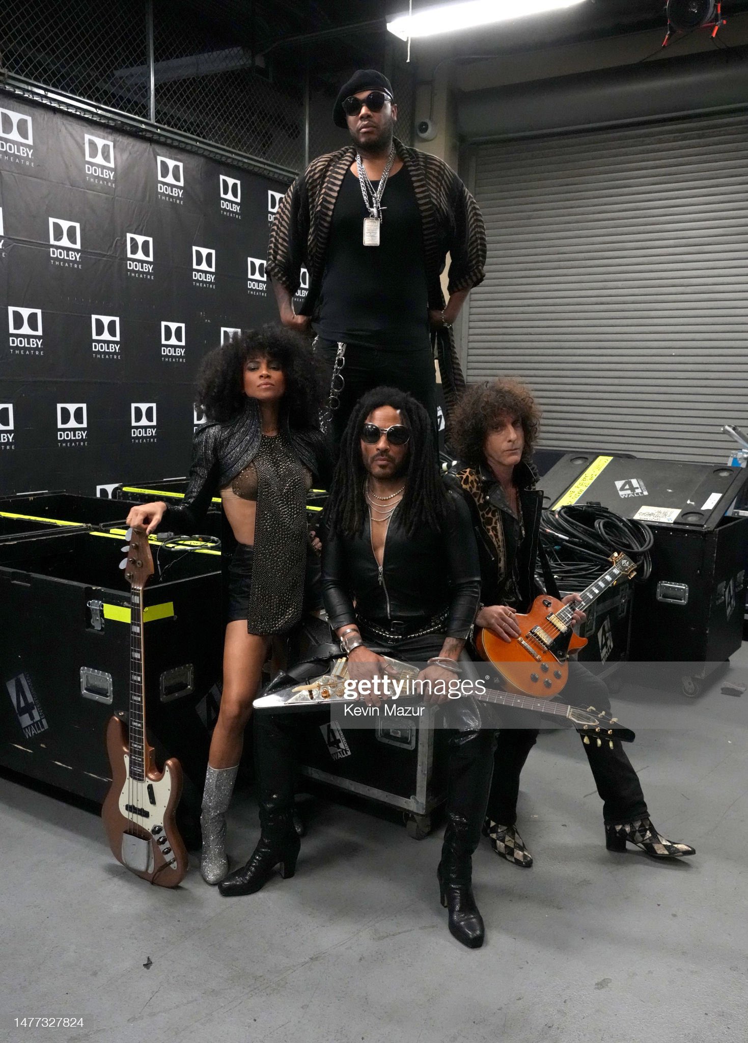 Lenny Kravitz Band Today's Music News: Lenny Kravitz Has A Wardrobe