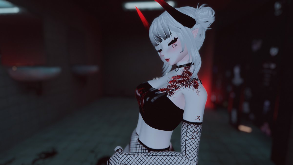 𝗕𝗢𝗦𝗦 𝗬𝗔𝗡𝗡𝗜𝗘 🔪🩸 horror vtuber on Twitter: "I can’t get over how cute my optimized vrchat avi is