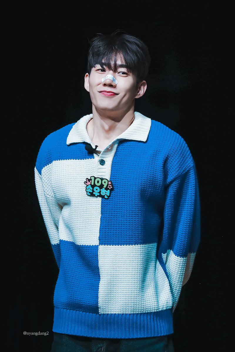 냥댕댕 on Twitter: "230325 새봄을기다리며 🍀 뭉기야 ‼️‼️ #손우현 #sonwoohyeon"