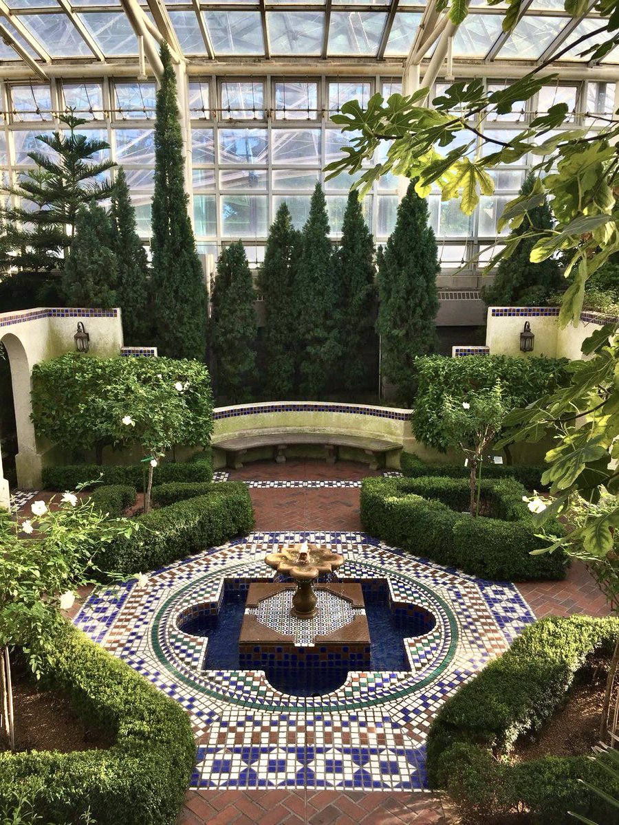 Designed to imitate the heavens, Islamic gardens are lush oases of ...