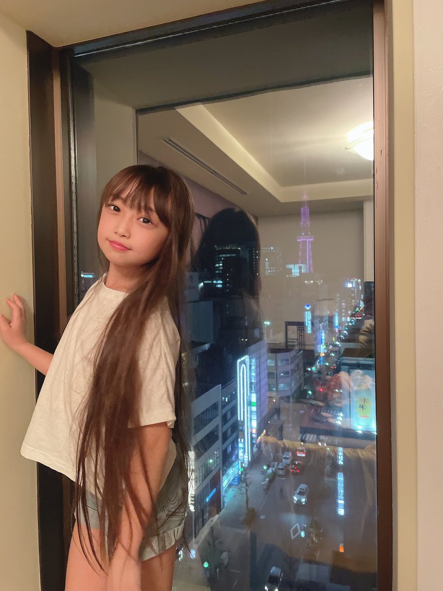 杏璃琉 On Twitter みんなお疲れ様 最近twitterできなくてごめんね🙇♀️ 今日のtwitterは前、ホテルに泊まったときの写真だよぉ ️ おやすみなさーい🌟