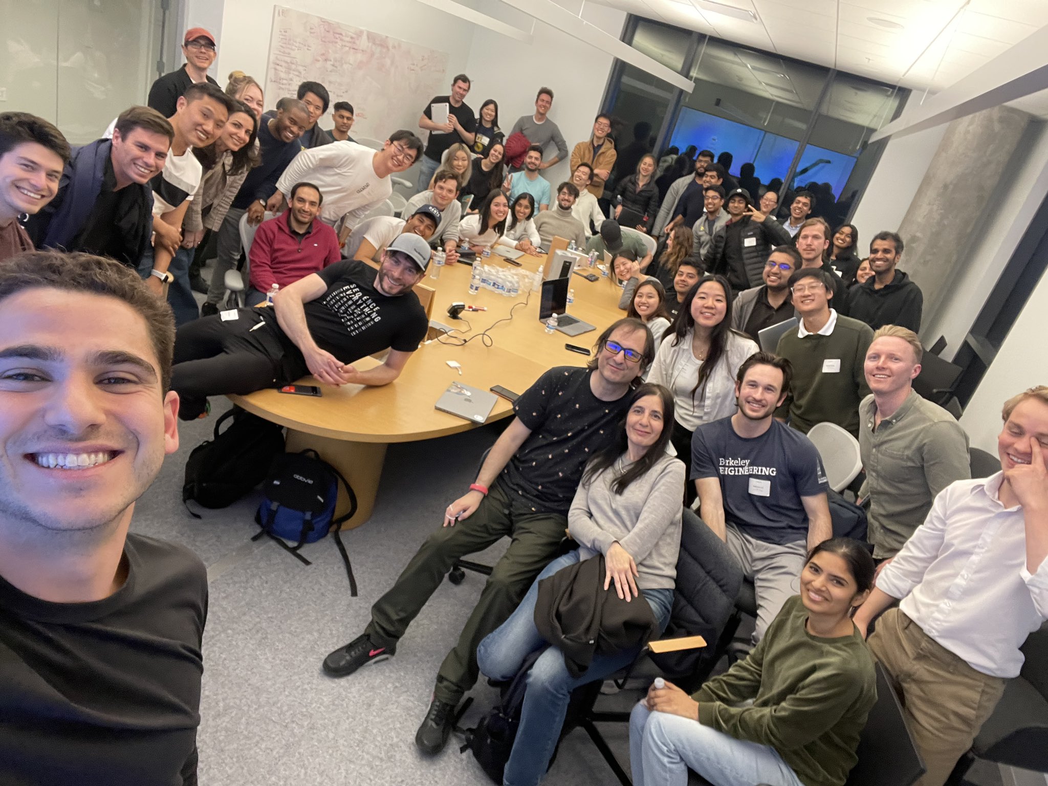 Alfredo Andere on Twitter: "The Bio + AI Hackathon this weekend was full of amazing engineers ...