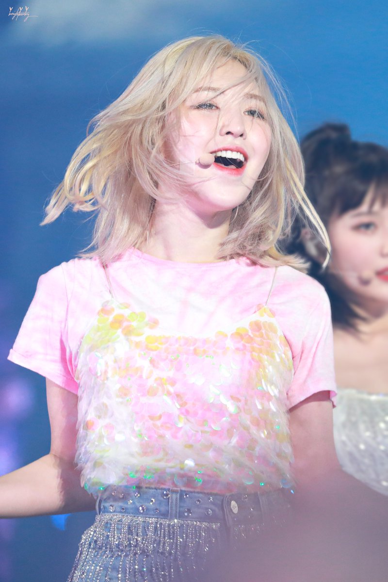 Hourly Wendy On Twitter WENDY hourly-wendy-on-twitter-wendy