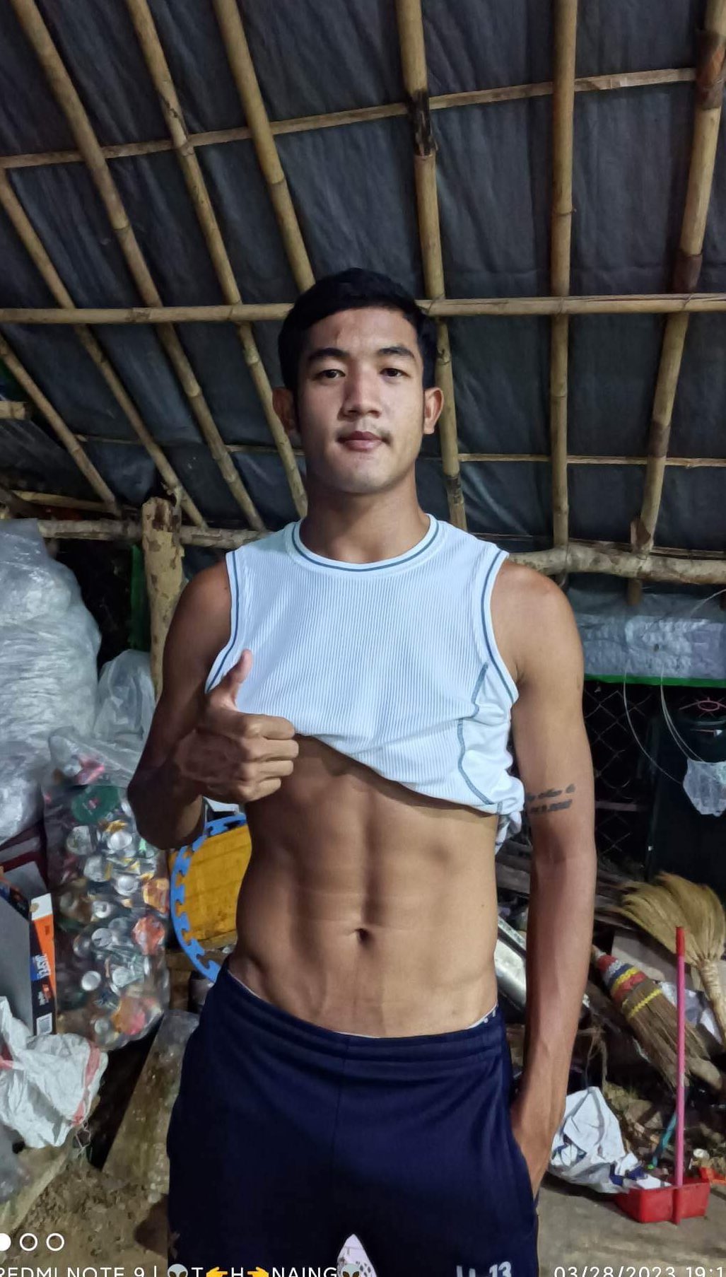 Kyaw Gyi On Twitter လကုန်ခါနီး ပိုက်ပိုက်ပြတ်နေတဲ့ နေပြည်တော် Gold
