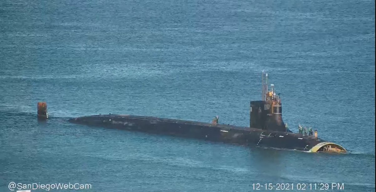 Dr Phil Weir on Twitter: "RT @CavasShips: Submarine USS CONNECTICUT SSN22, badly damaged in a 2 ...