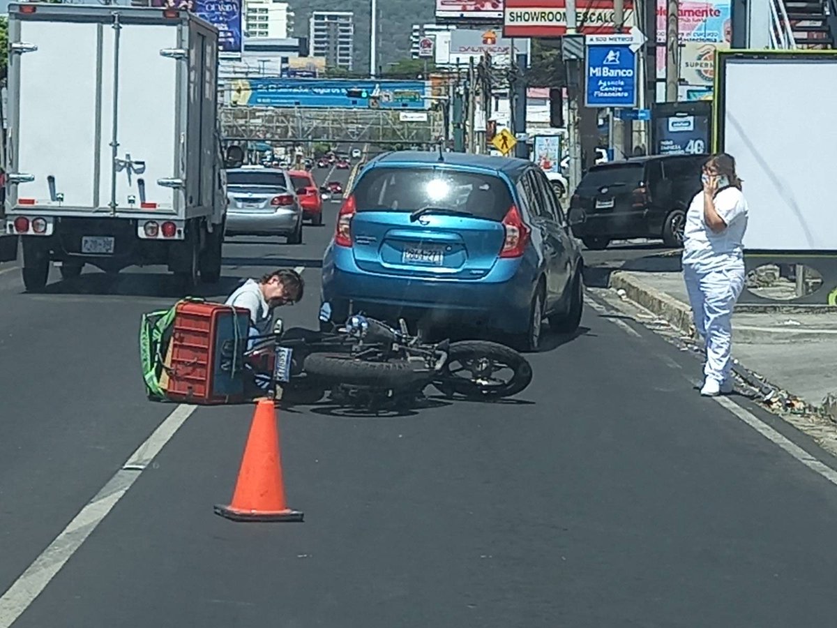 La Prensa Gráfica On Twitter Tráficosv Reportan Accidente De