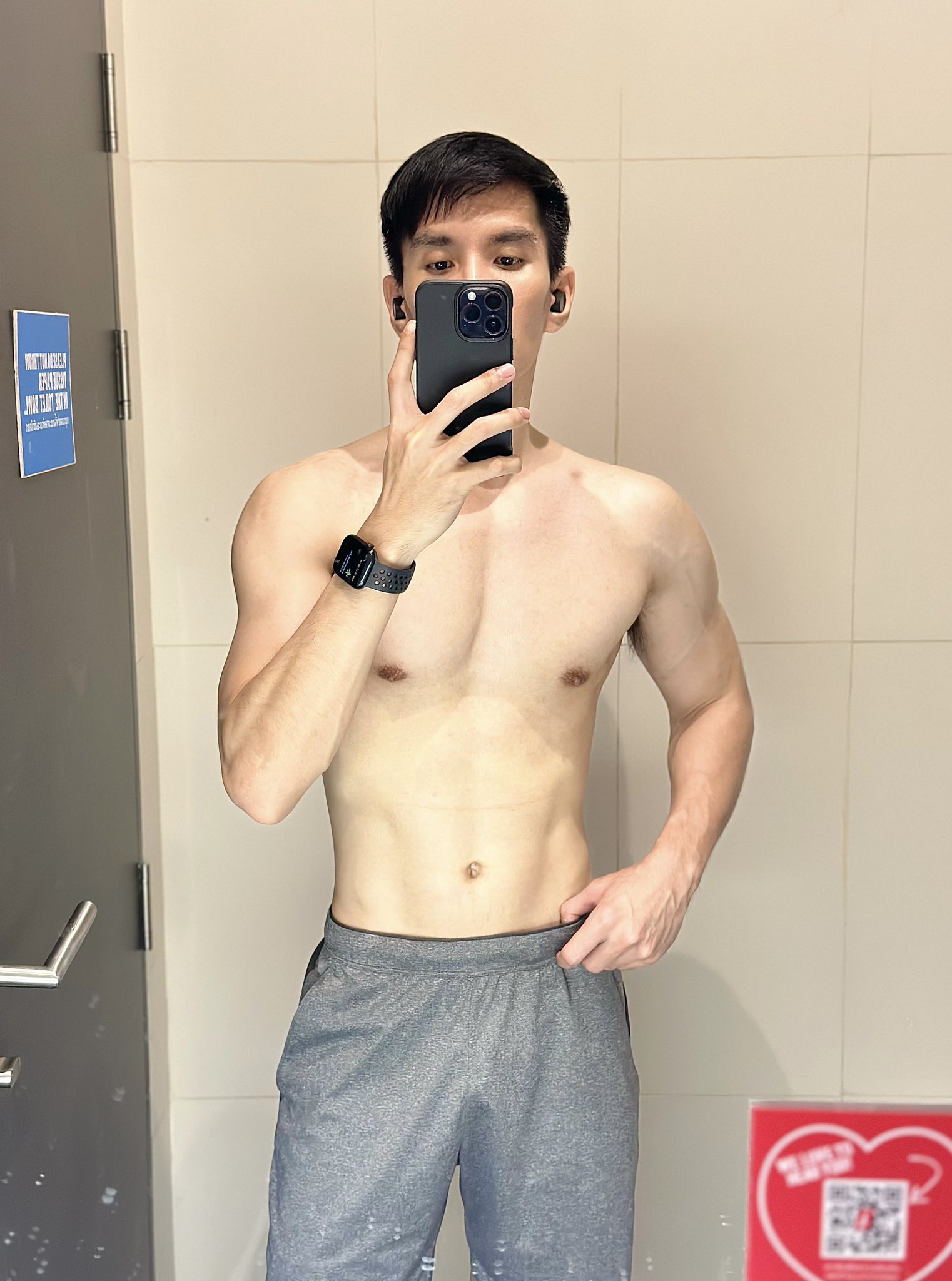 Weerapong (@Weerapo71894959) / Twitter