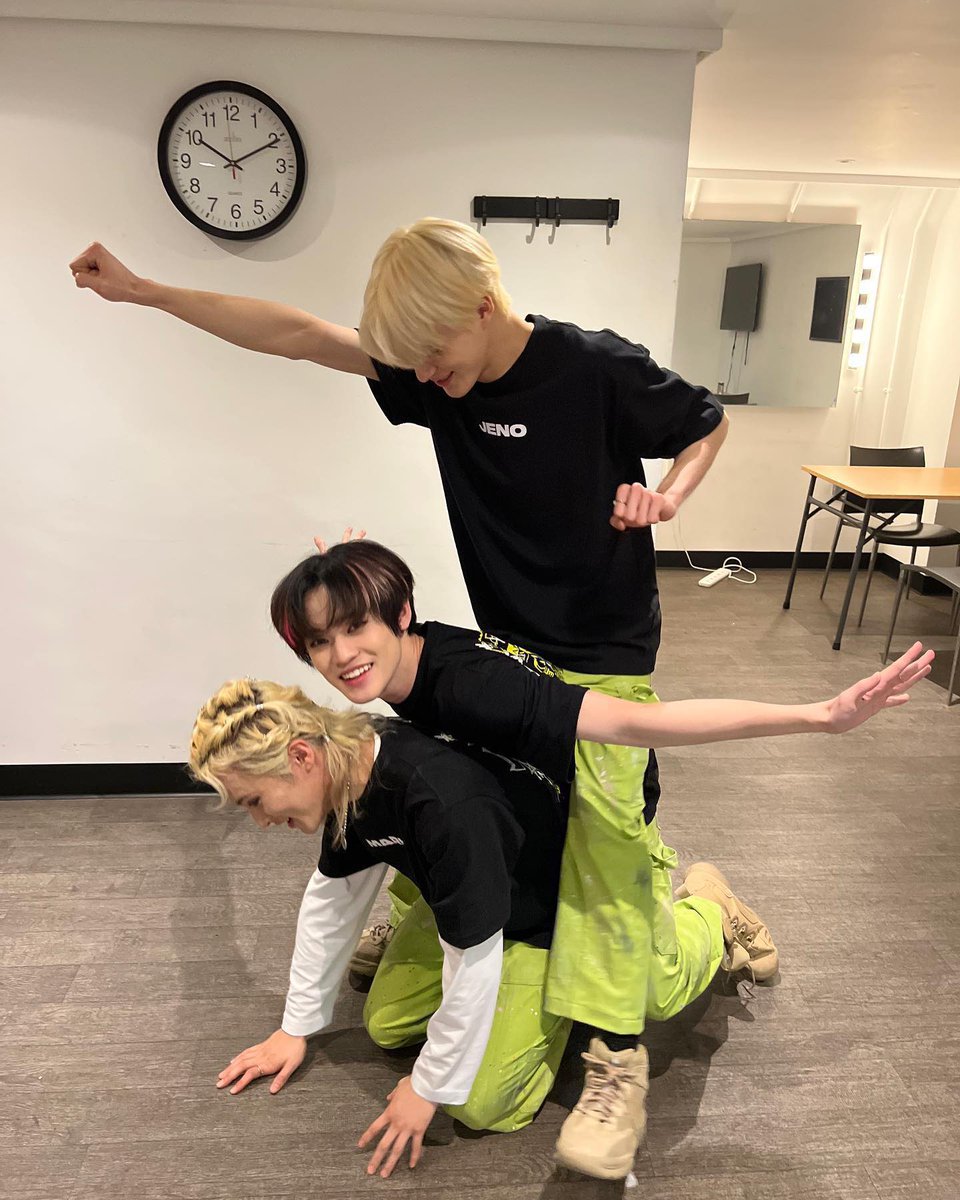 NCT PHILIPPINES on Twitter: "[OFFICIAL] 230329 #CHENLE’s instagram update with #MARK and #JENO ...