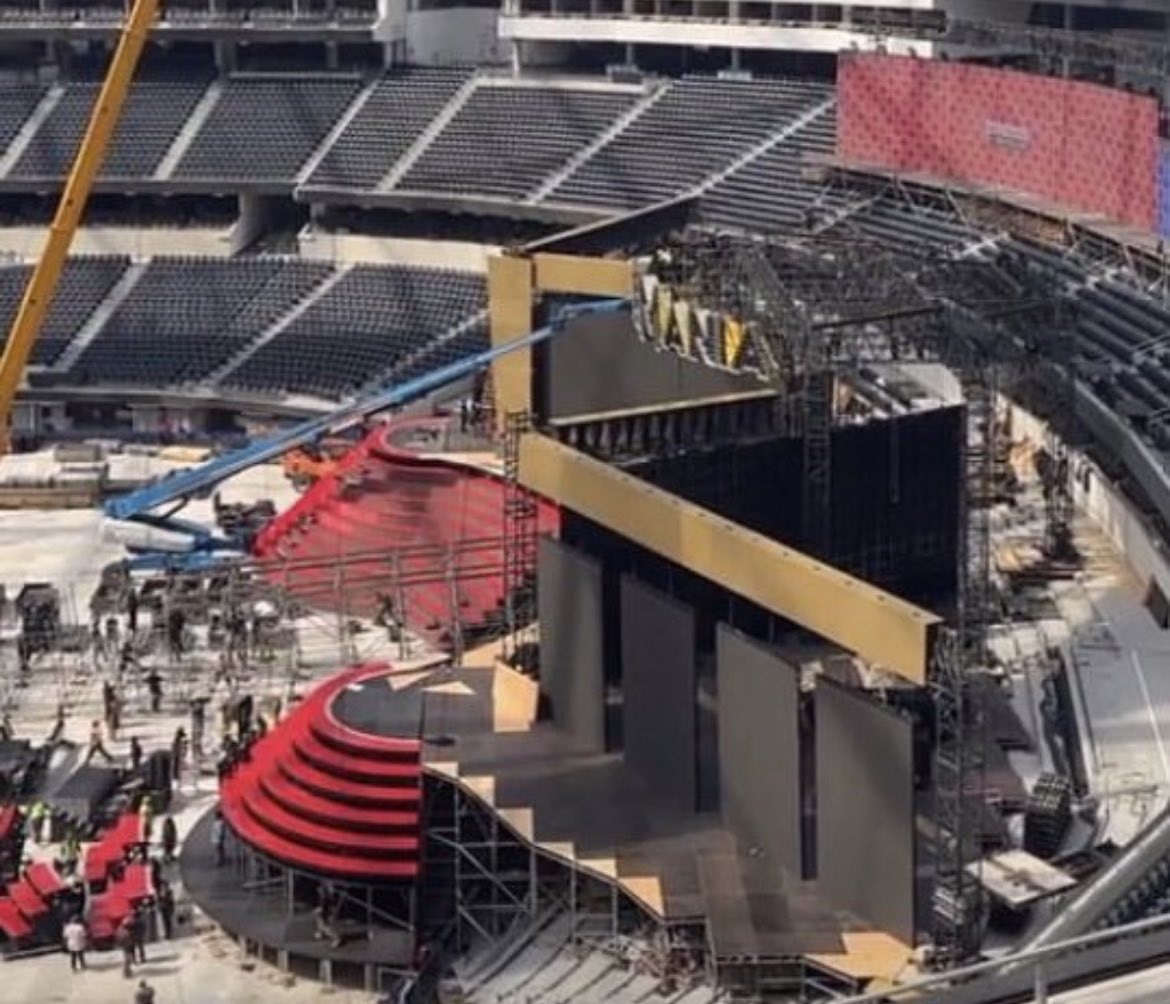 Wrestlemania 28 Stage