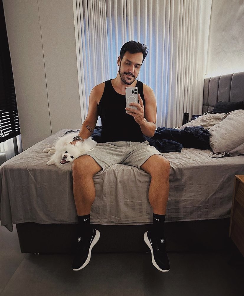 Alisson Nobrien on Twitter: "o rafa dias da “dia estúdio” 😮‍💨"