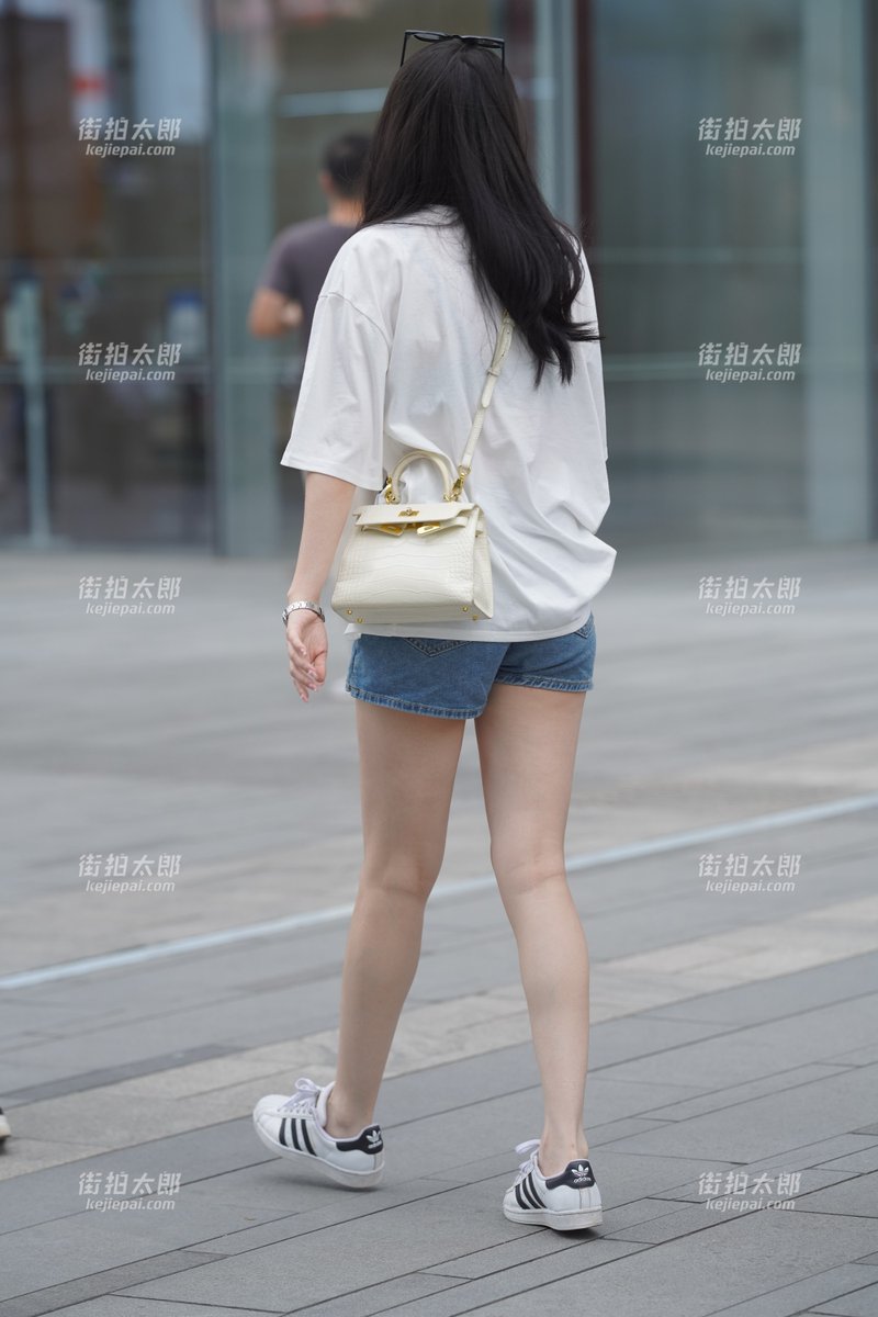 街拍太郎 on Twitter: "220429-6 28p"