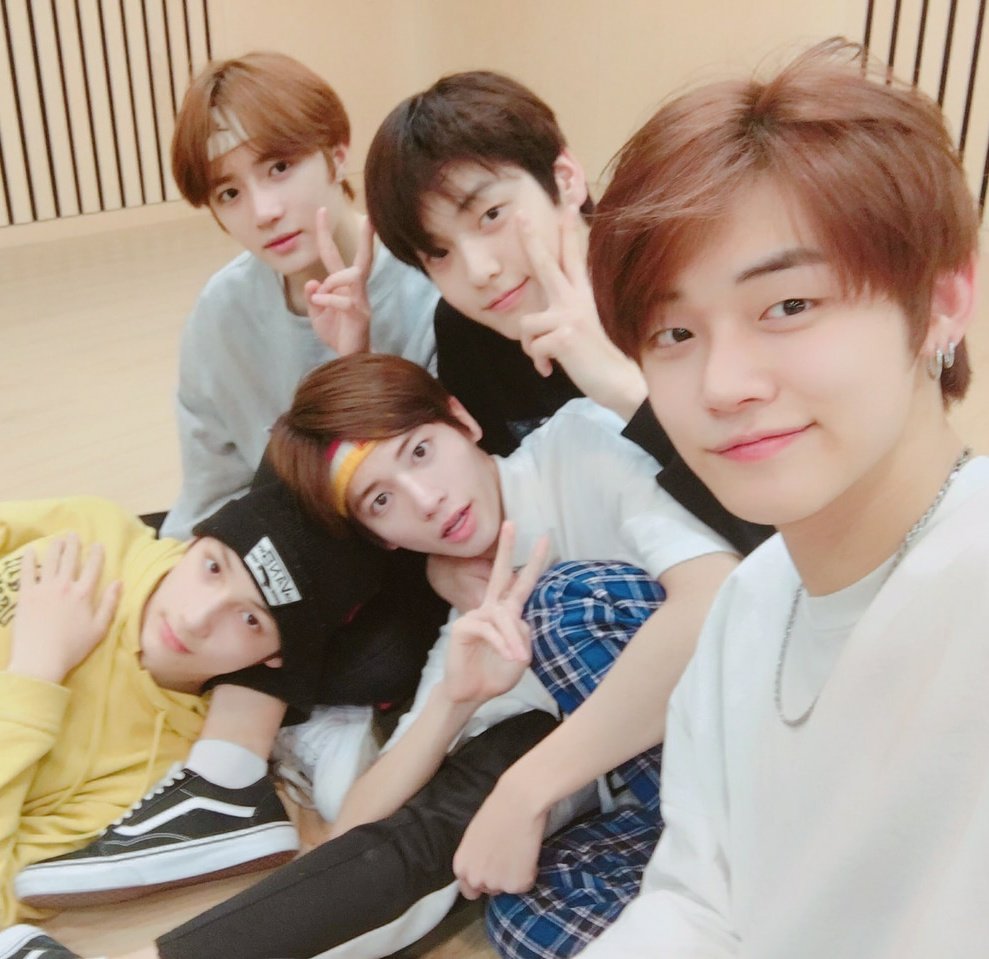 Txt My Blue Spring On Twitter Hyungwon Is 94 Liner And Jieun Is 93