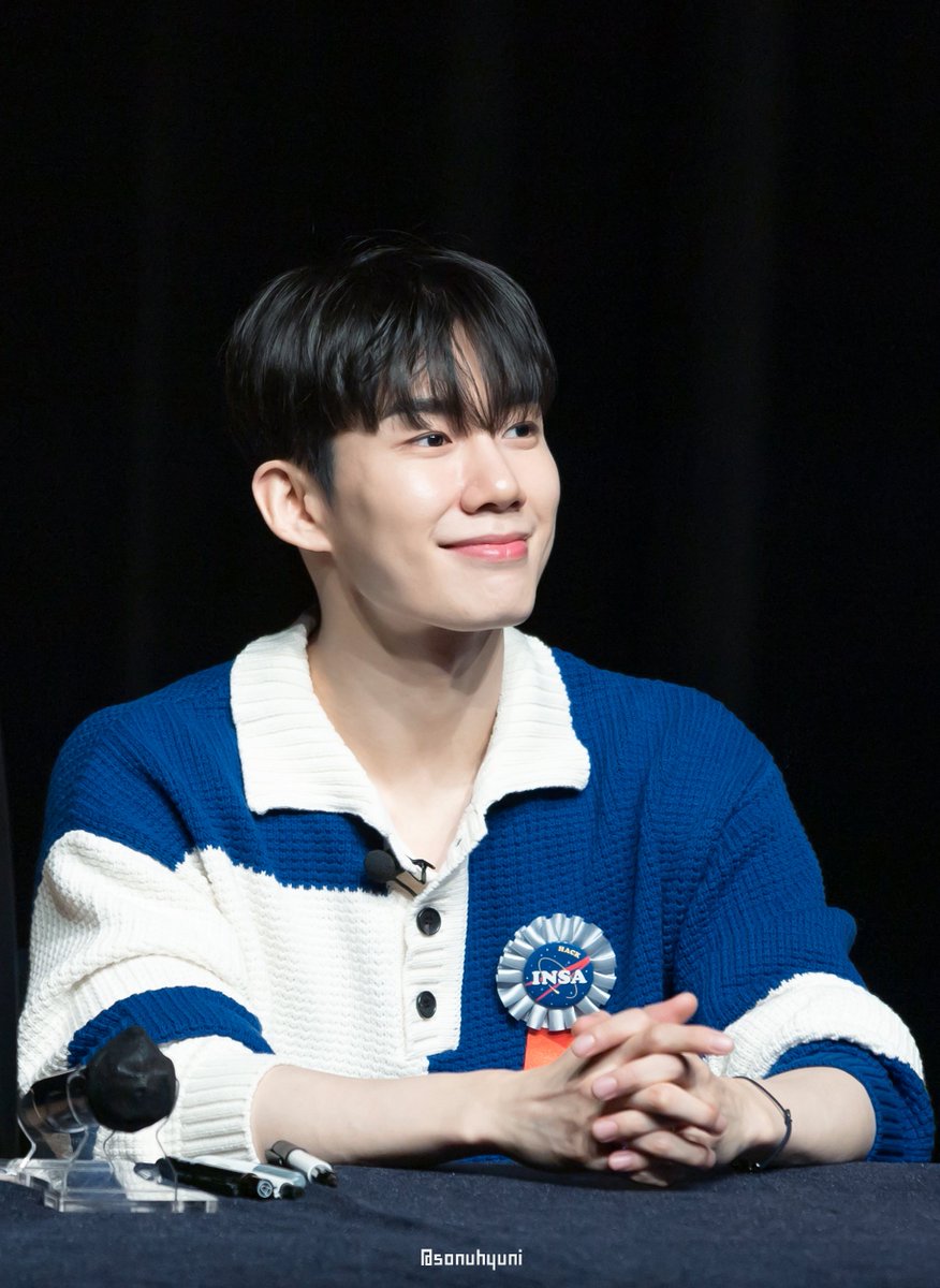 안드레아 배꾸 on Twitter: "#손우현 #sonwoohyeon 230325 손우현 위드뮤 팬싸 🙂 https://bit.ly/3Zq6lGN https://bit.ly ...