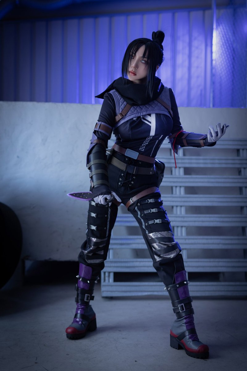 CHIHIRO千尋★台湾FF40★R35 on Twitter: "「you know what I look like come find me. 」 May Patreon Tier1&3 ...