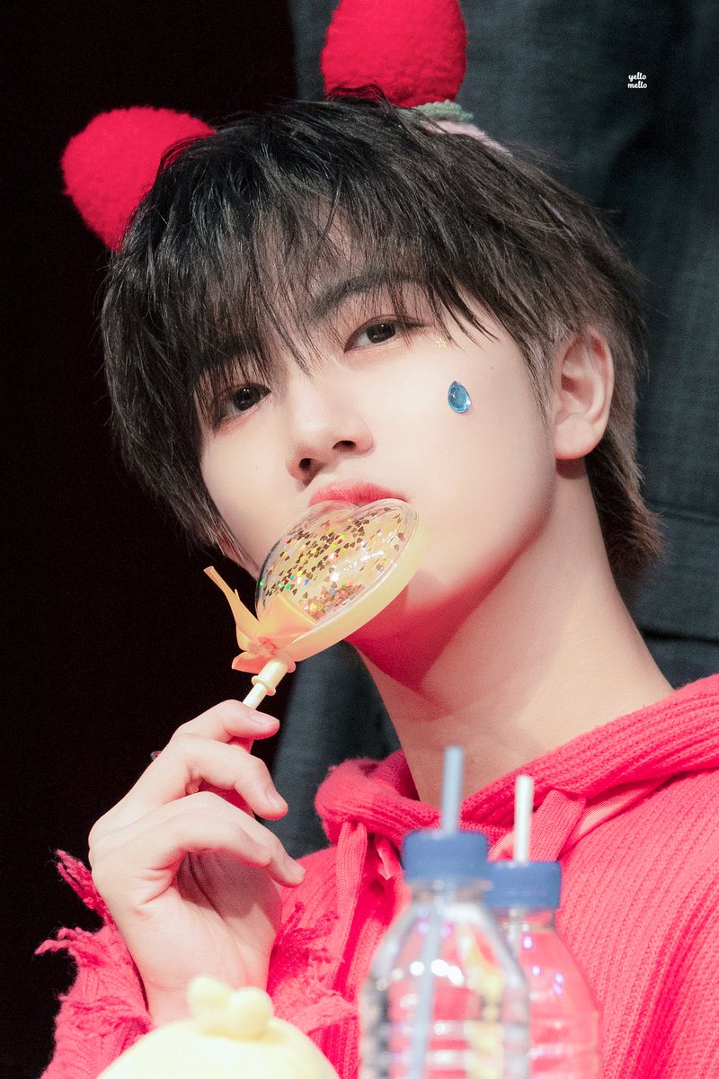 yello mello on Twitter: "230326 #원진 #WONJIN #크래비티 #CRAVITY"