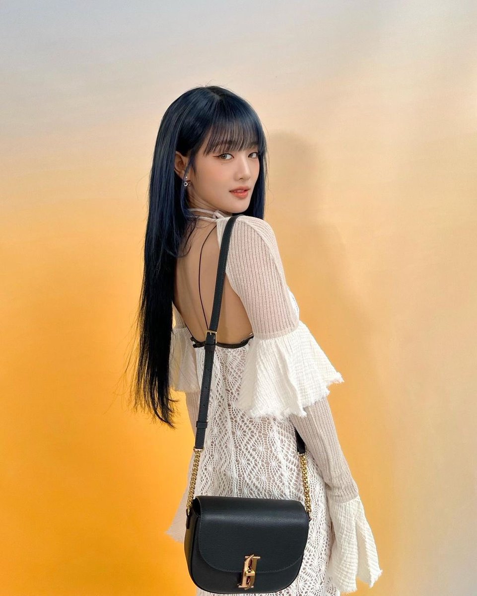 MINNIE THAILAND🎀 on Twitter: "#มินนี่ #MINNIE #민니 #GIDLE [2]"