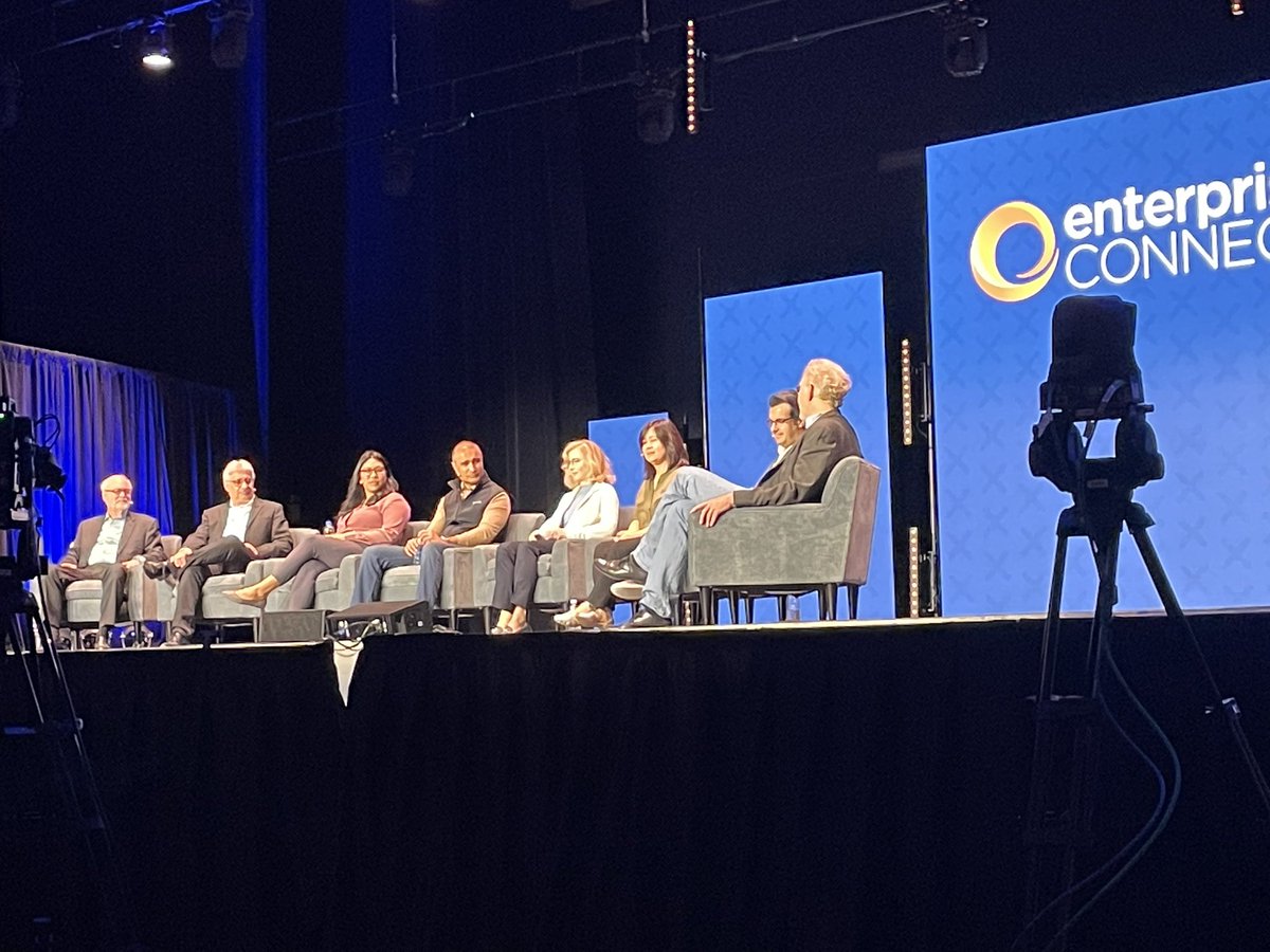 John Stearns on Twitter: "First up at #EnterpriseConnect today is “Equipping offices for ...