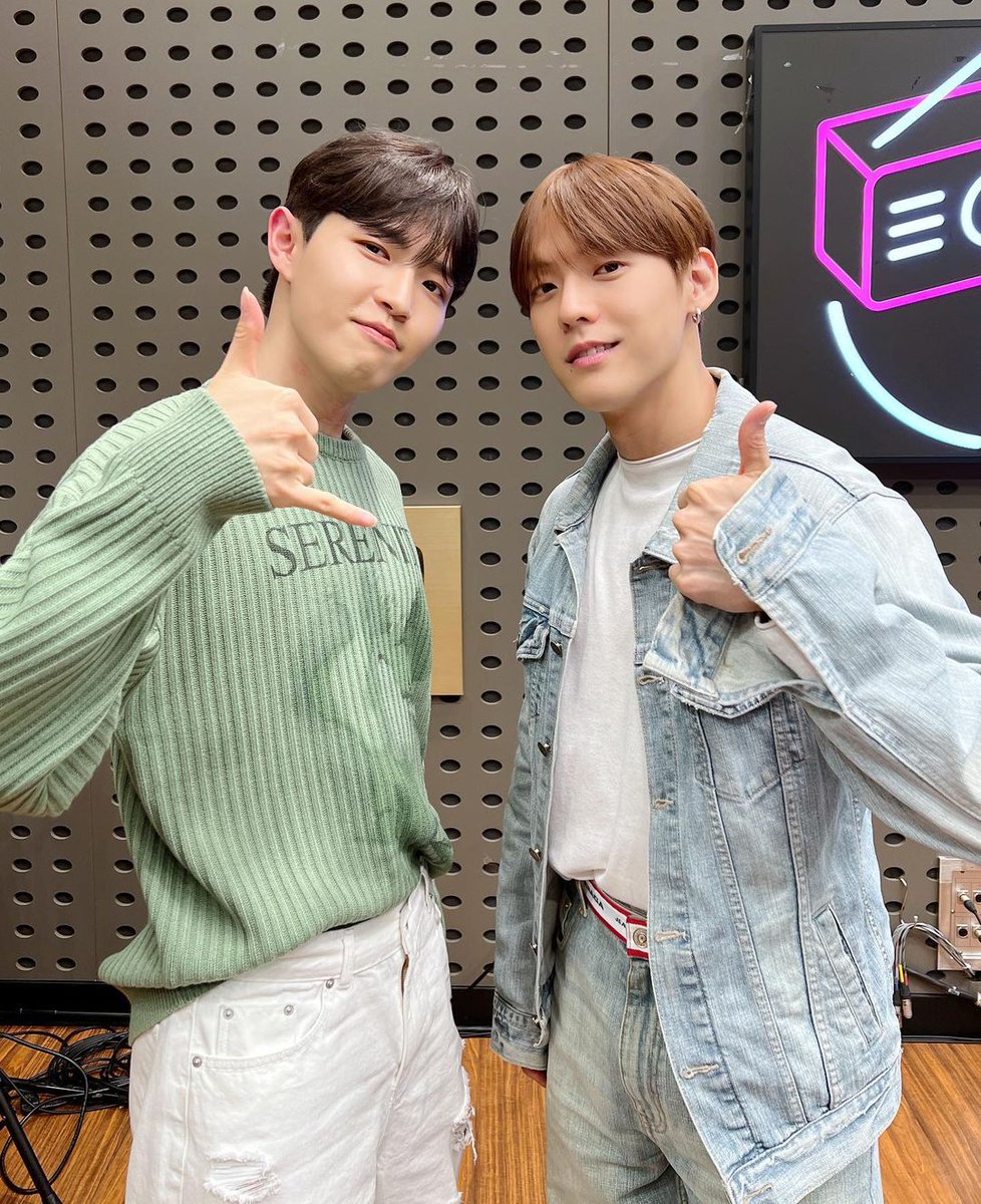 KJH's WIN:D PARK — 봄바람 on Twitter: "📸 รูปของ #คิมแจฮวาน และคุณมินฮยอก BTOB จาก Instagram รายการ ...