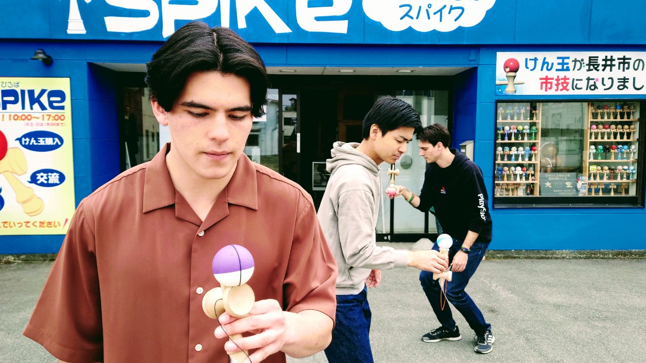 YBCピヨ卵ワイド on Twitter: "⭐⭐内野アナ 本気(マジ)でけん玉はじめました！ KY D #ピヨ卵 #けん玉 #長井市 #内野航アナ #ニックギャラガー https://t ...