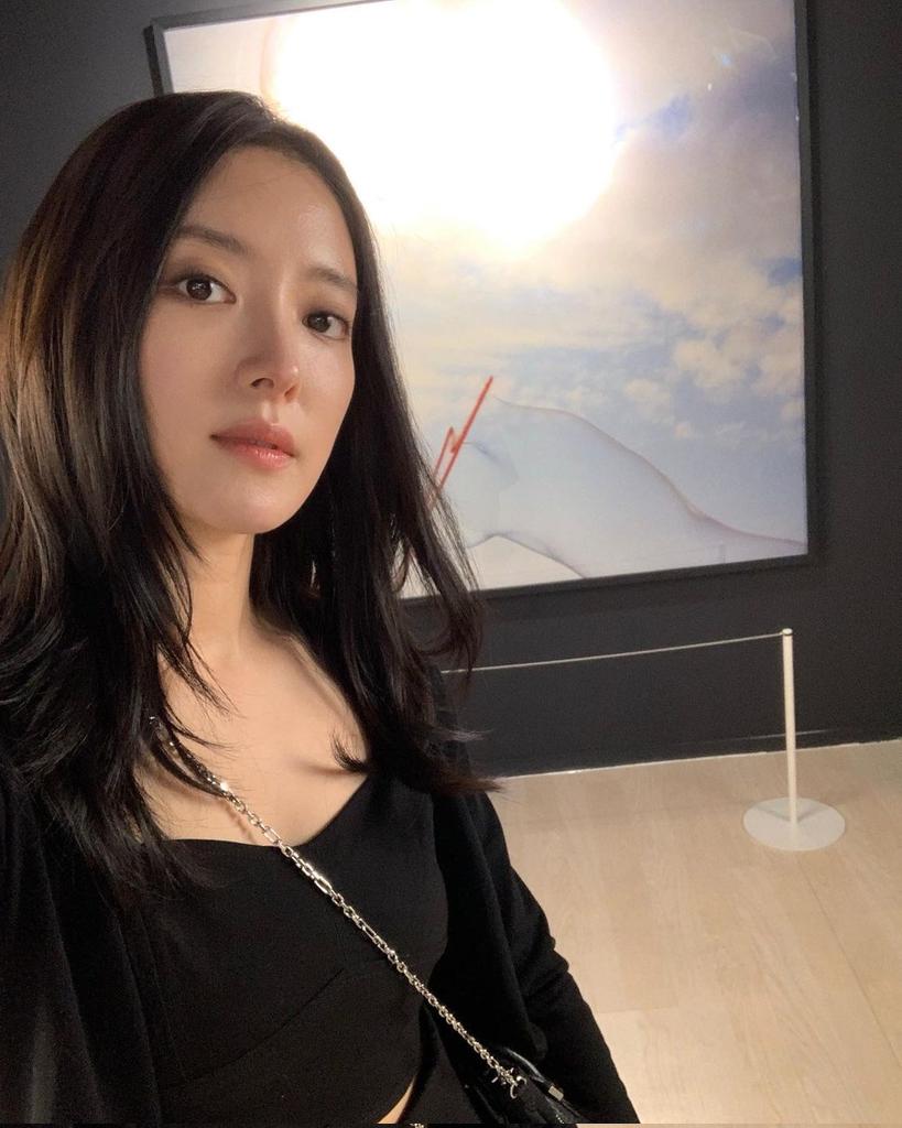 for seyoung on Twitter: "the girlfriendnification"