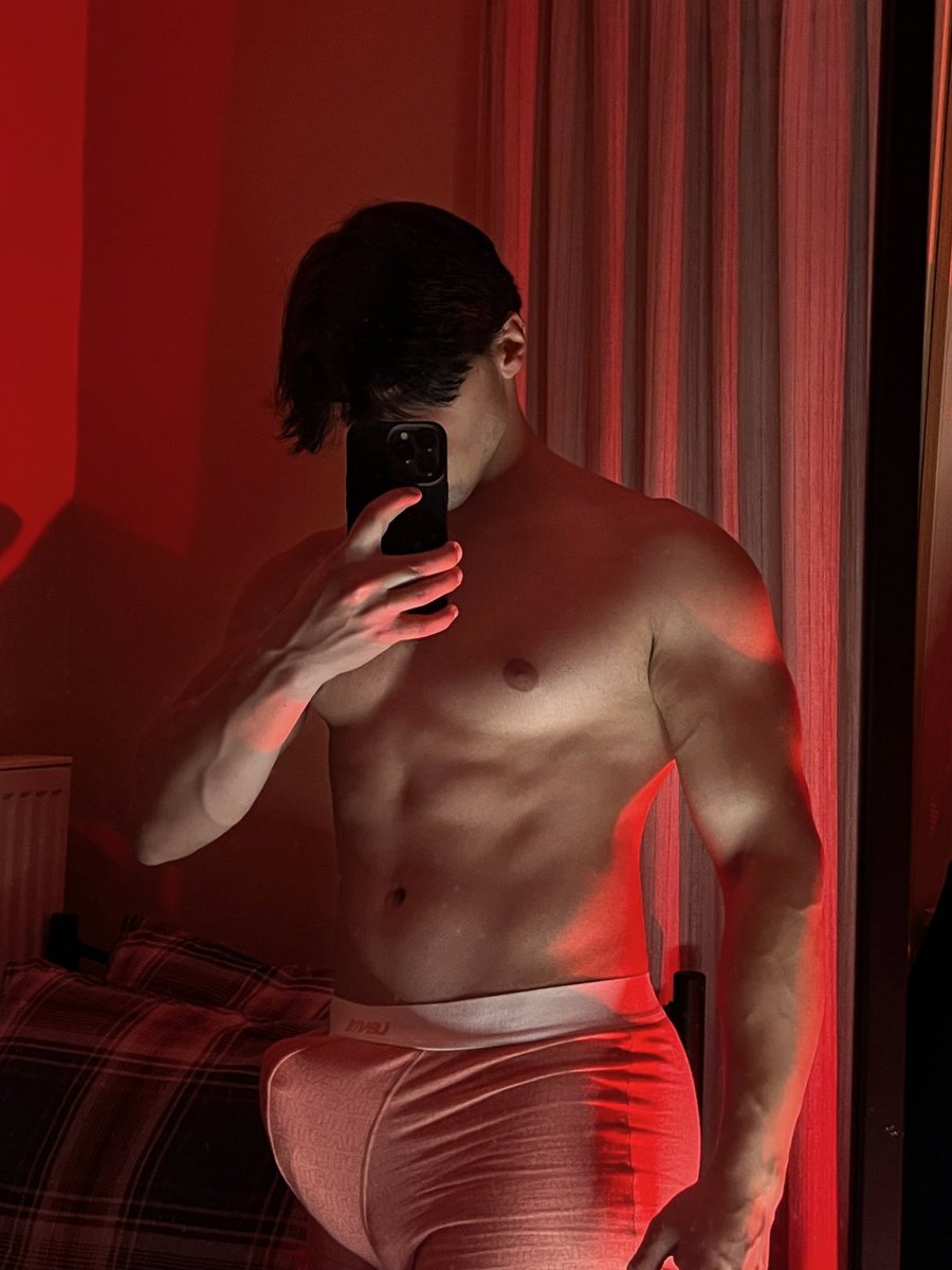 Sixam on Twitter: "RT @SilverbackMen: #Silverback"