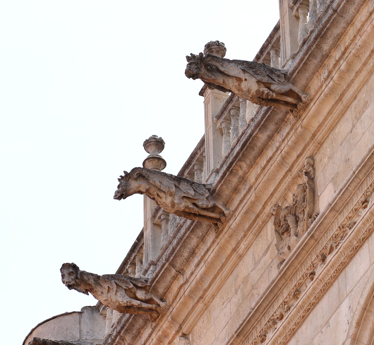 In the early 1990s a stonemason secretly carved a Xenomorph from the ...