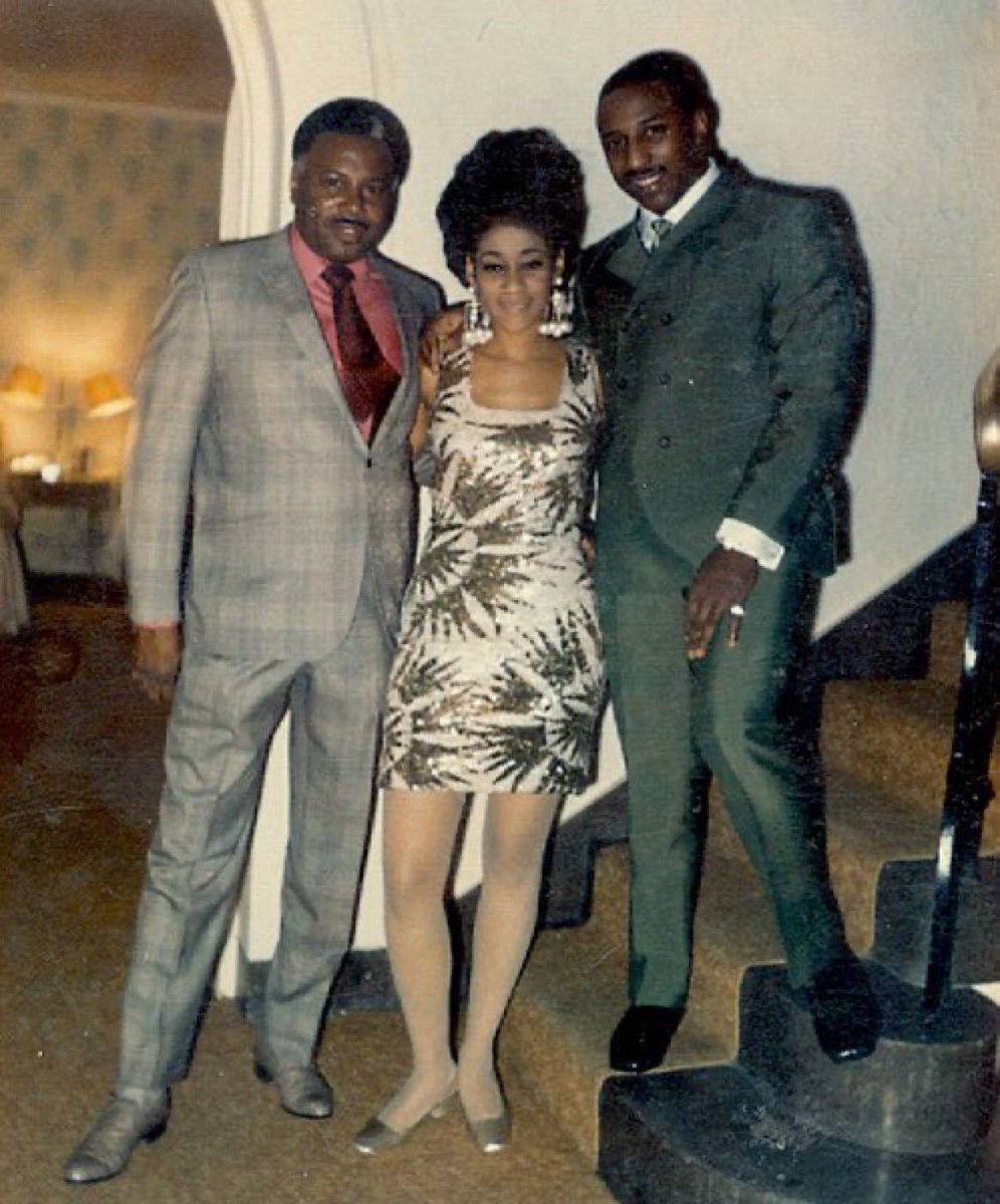 Got out on a $325,000 bail, grabbed $15,000,000 from his safety deposit ...