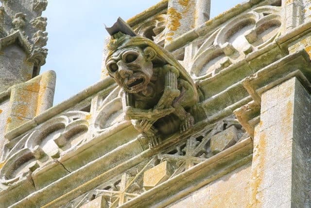 In the early 1990s a stonemason secretly carved a Xenomorph from the ...