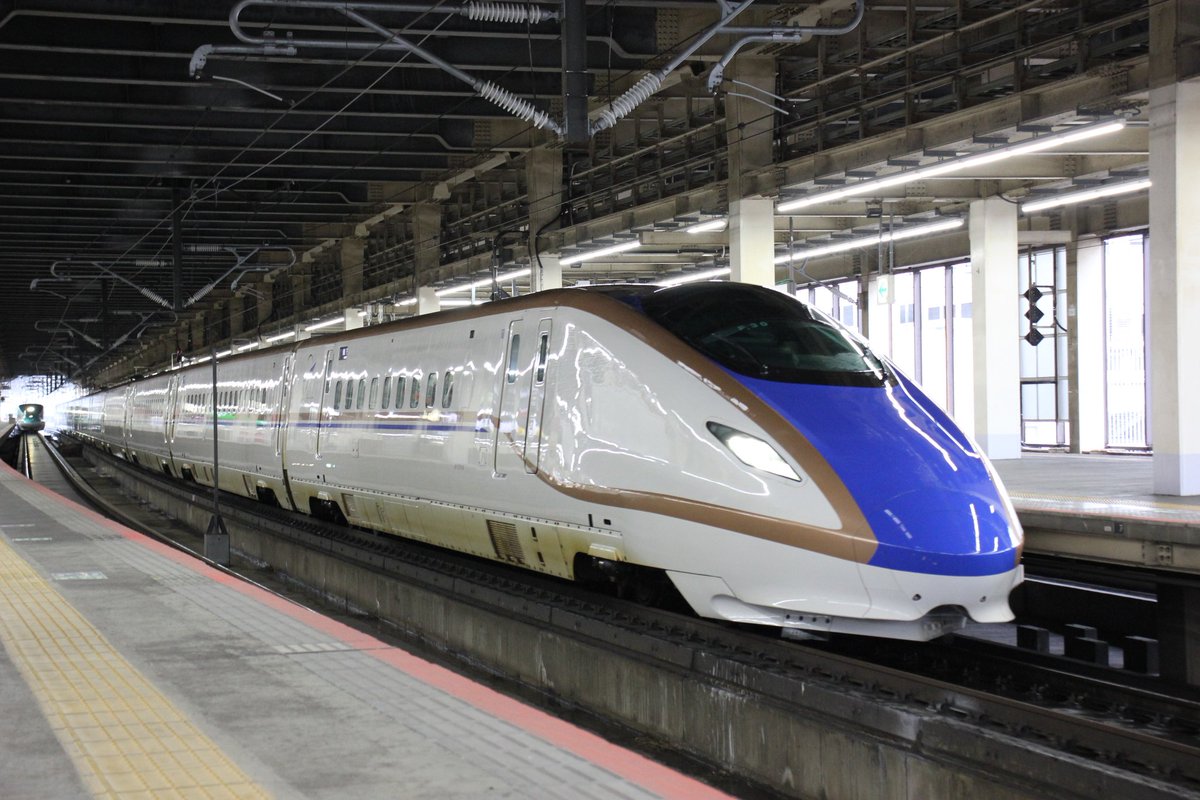 しなの鉄道撮り鉄 on Twitter: "3月25日 大宮駅にて 1枚目なすの262号E2系J72+E3系L?? 2枚目回送 E7系F30 3枚目なすの264号E5系U3+E6系Z?? 4枚 ...