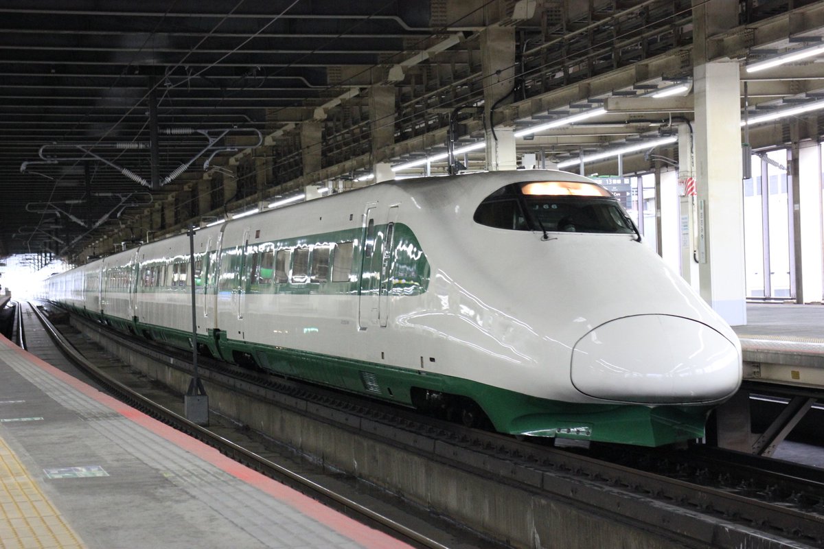 しなの鉄道撮り鉄 on Twitter: "3月25日 大宮駅にて 1枚目なすの262号E2系J72+E3系L?? 2枚目回送 E7系F30 3枚目なすの264号E5系U3+E6系Z?? 4枚 ...